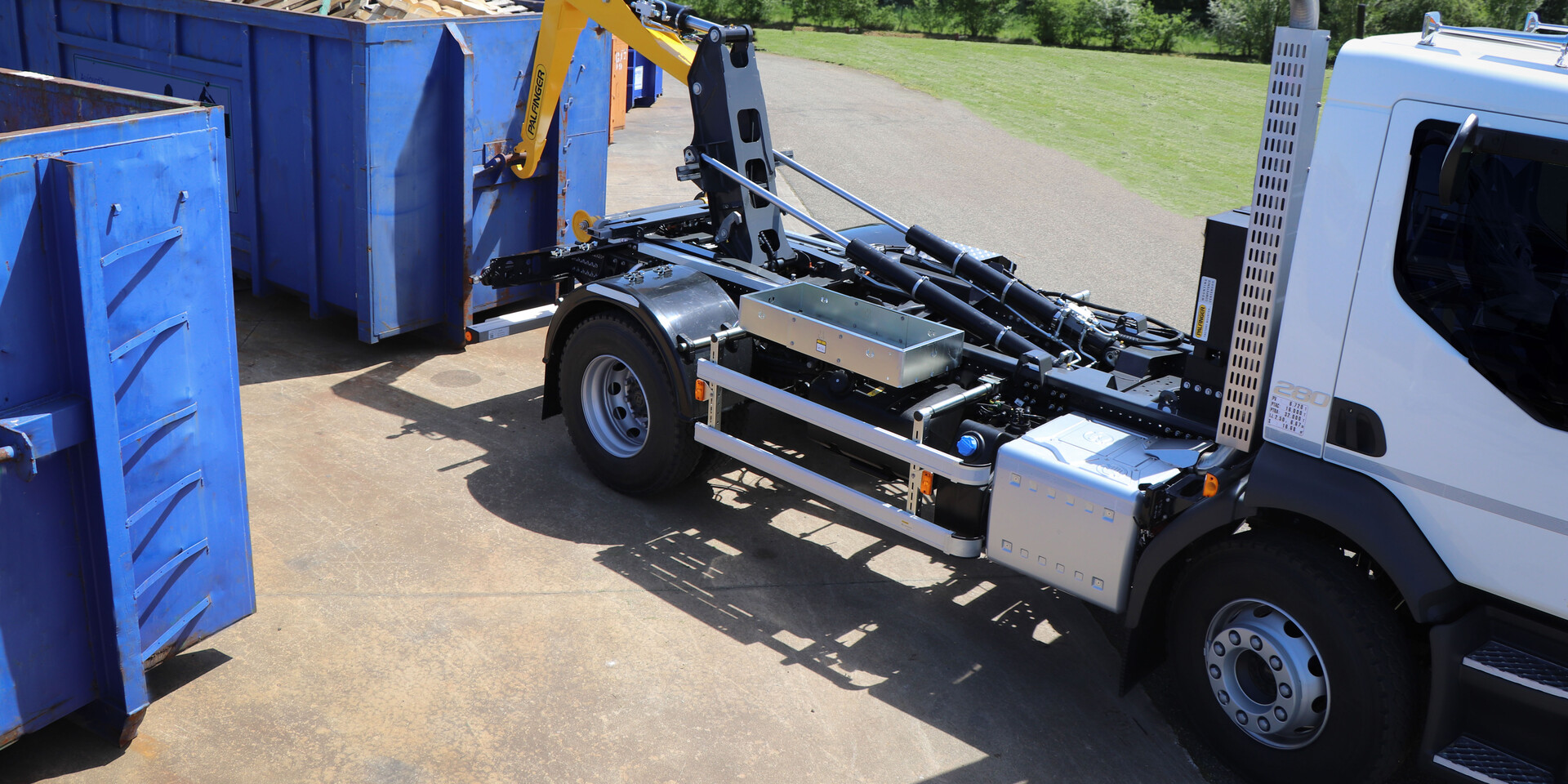 P 14 | hookloader | PALFINGER